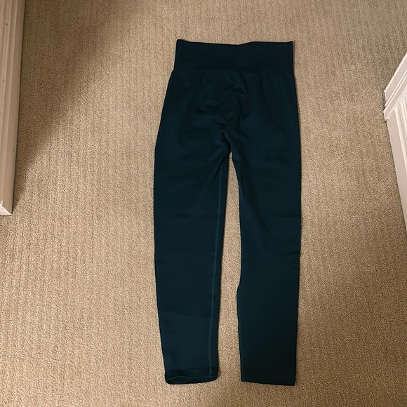 HALARA | Pants & Jumpsuits | Seamless Flow High Waisted Plain Butt Lifting Leggings | Poshmark